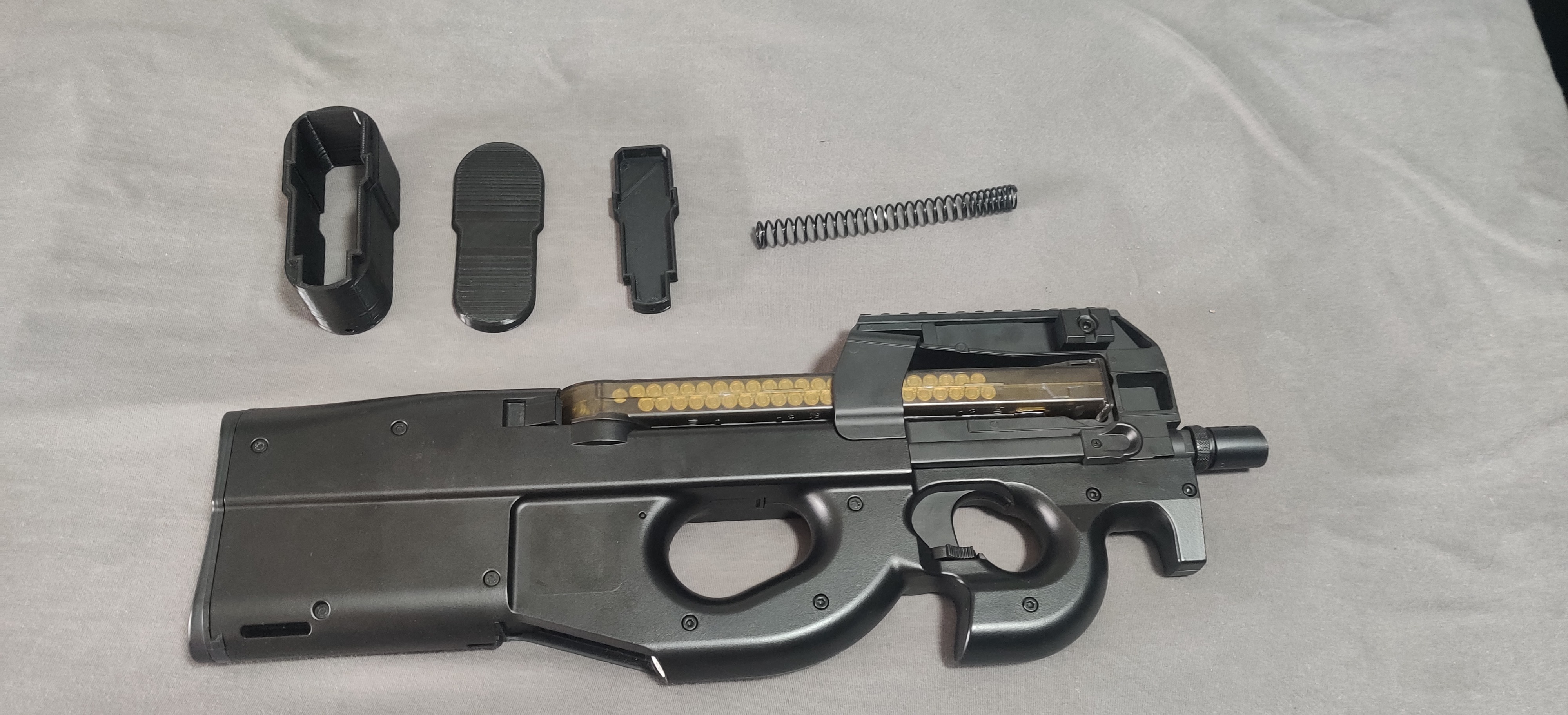 Nieuwe P90 alleen de spring is vervangen +/- 1,2J - Airsoft Bazaar